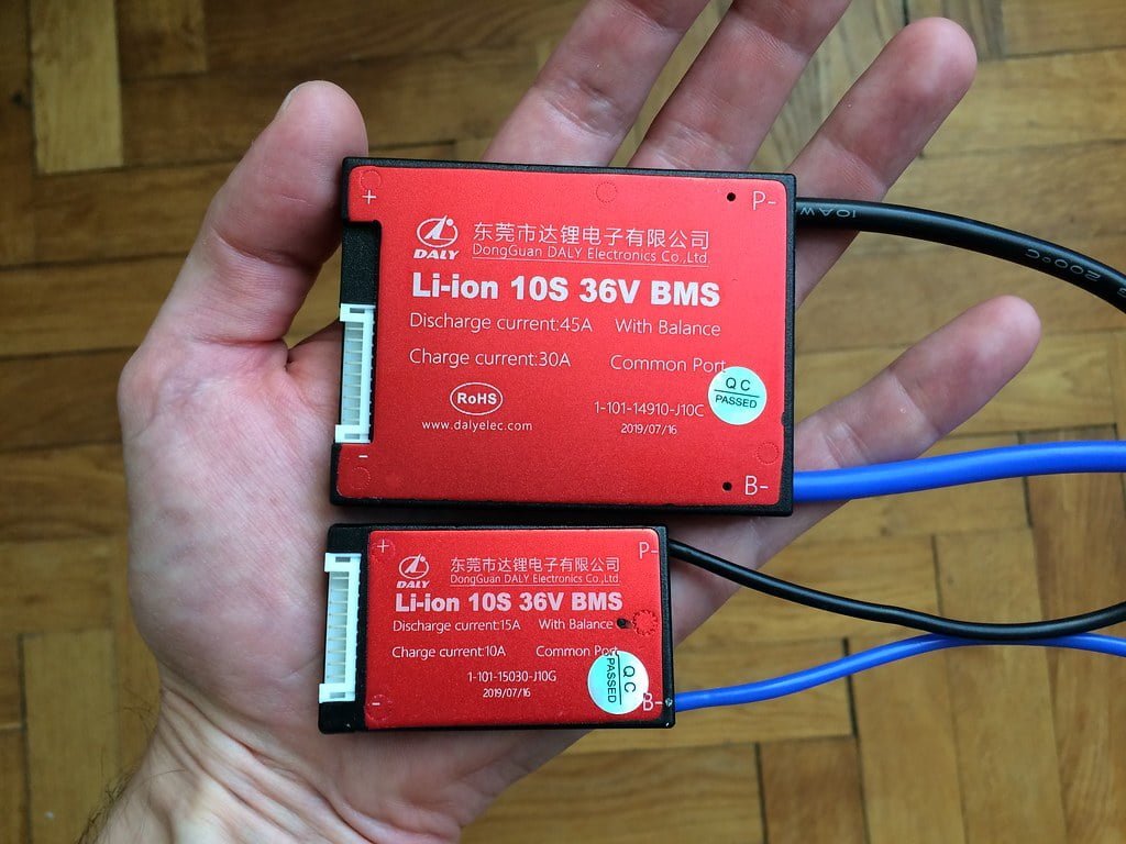 Qué es y cómo funciona un BMS - mejorsolar.com